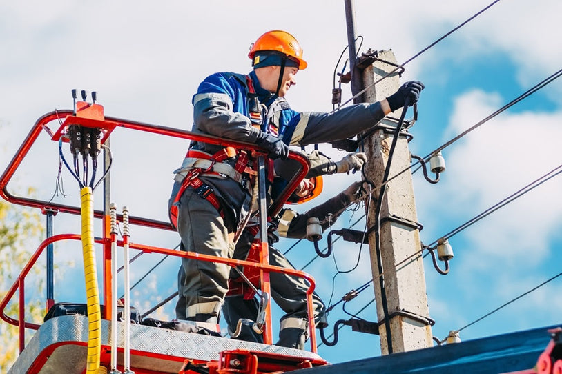 How to Select Boots for Electrical Hazard Protection (EH)